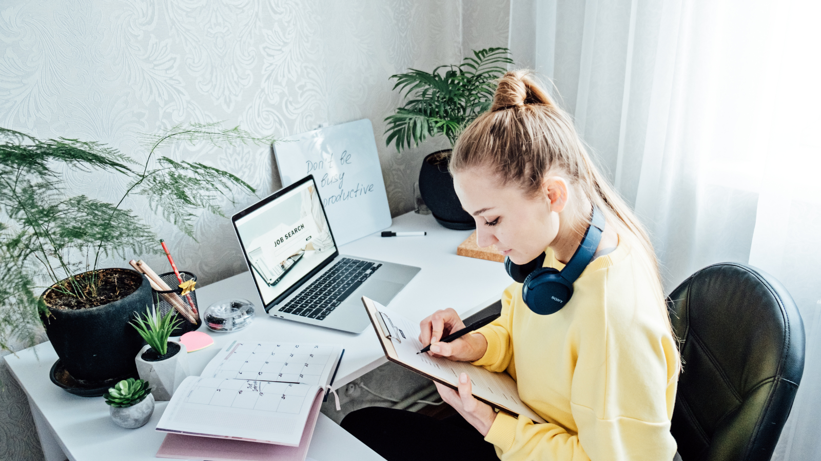 5 Ways to Make Your CRE Resume Stand Out - Building Careers